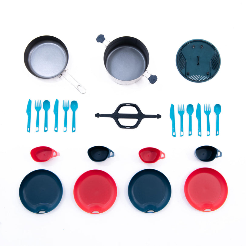 Quechua Non-Stick Stainless Steel 4-Person 24-Piece Camp Cookset 3.5 L ...